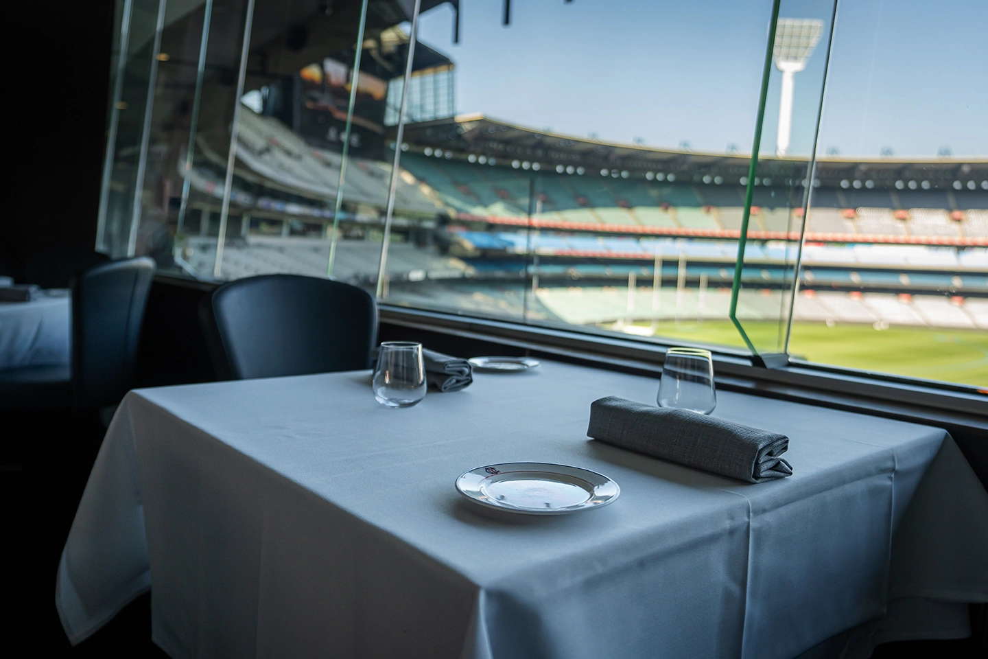 mcc dining room dress code